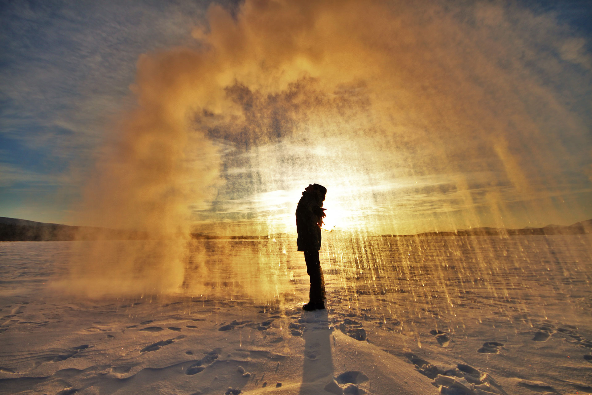 Lights On The Lake | Entrée Destinations